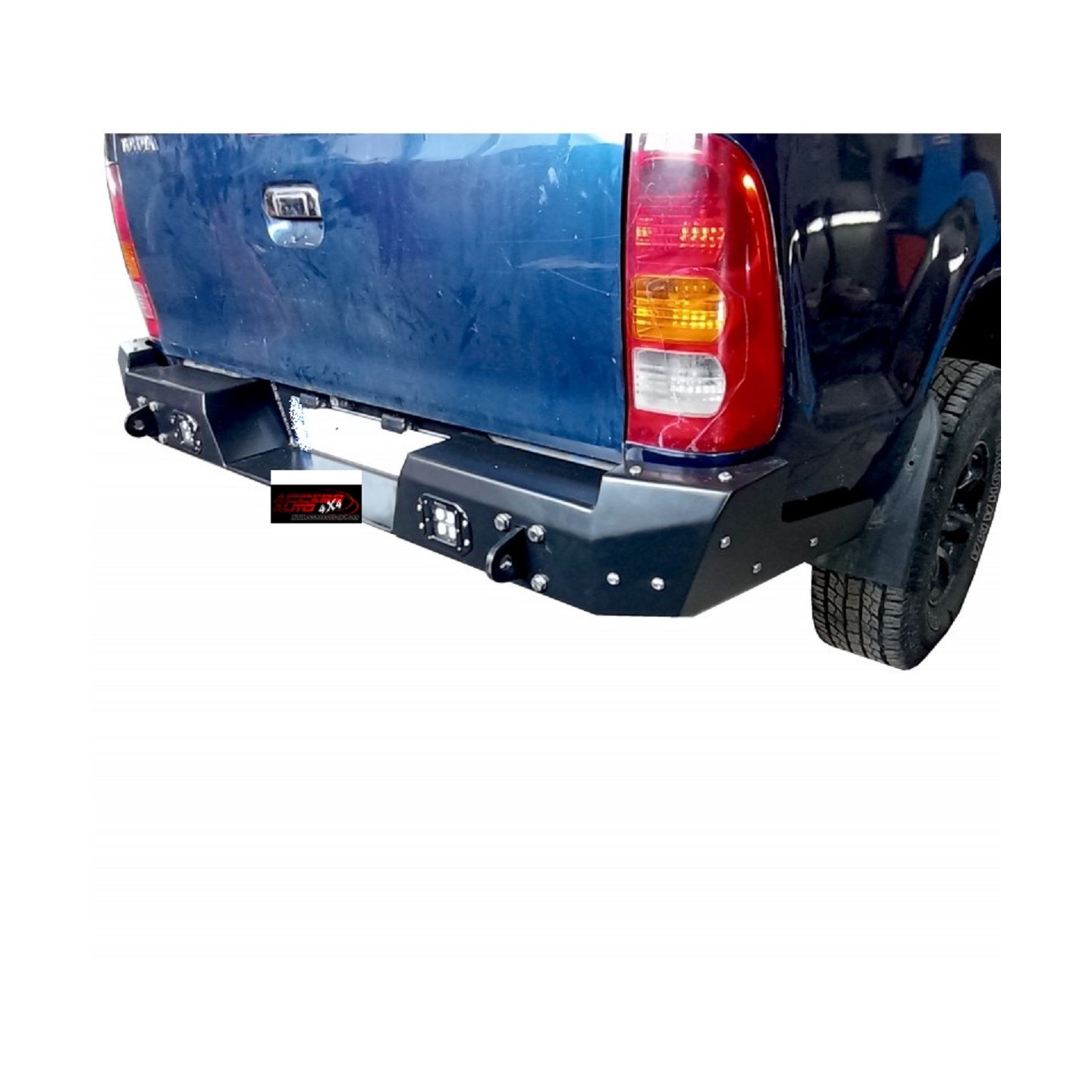 PARE CHOC ARRIERE TOYOTA HILUX 2005 2015 ACIER LED