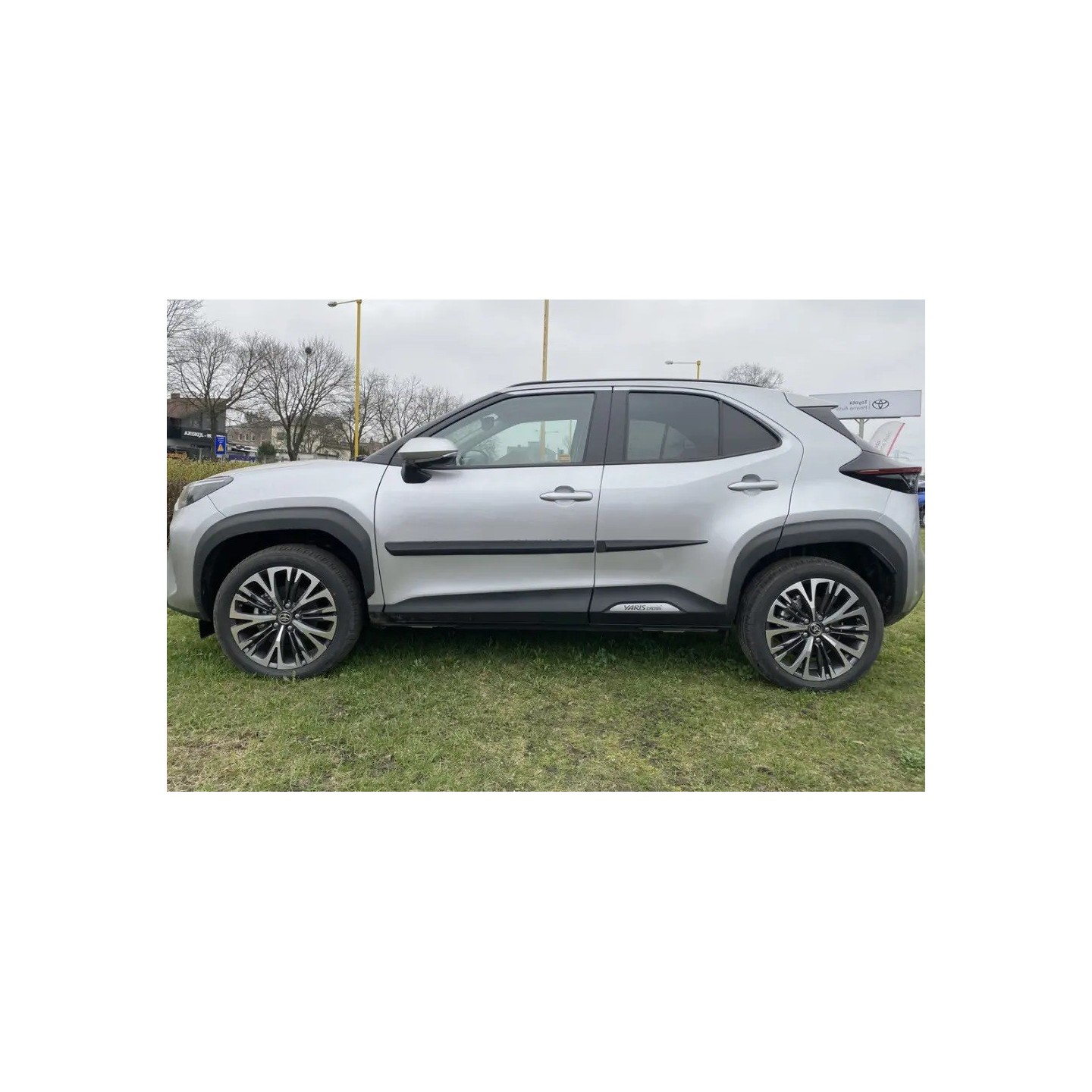 Baguette de porte TOYOTA YARIS CROSS 2020 AUJOURD'HUI ABS NOIR